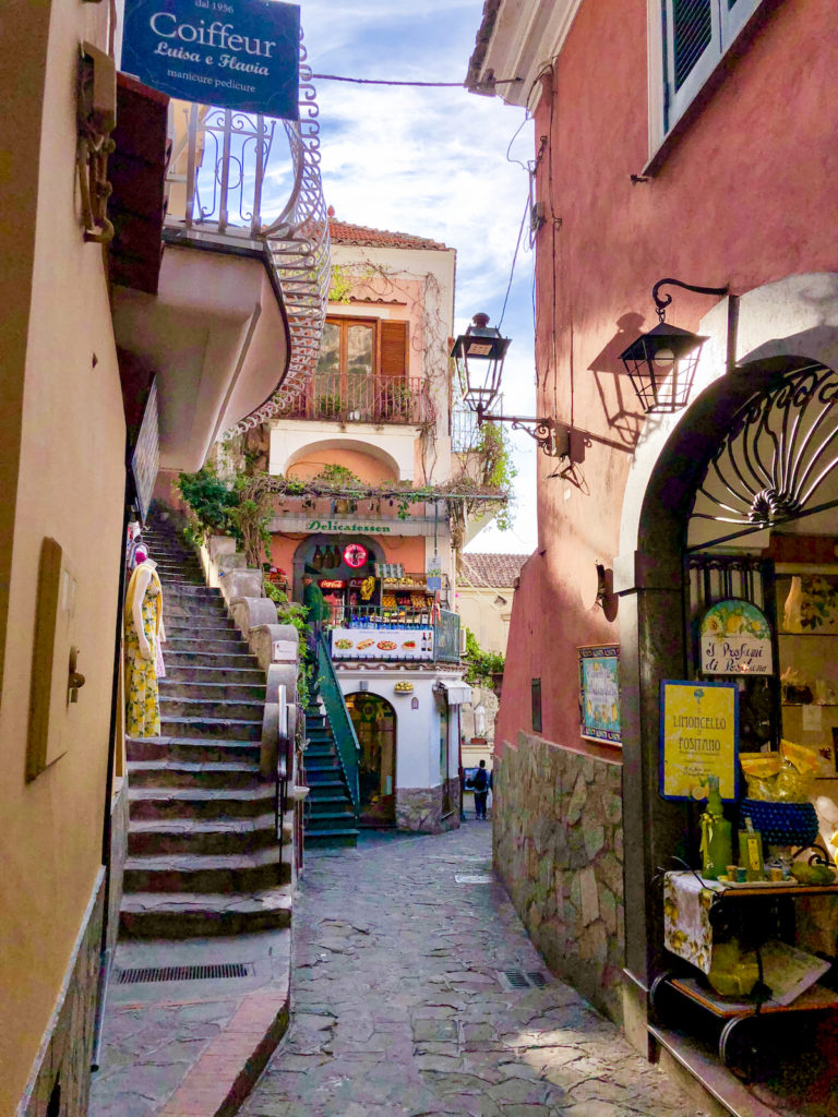 positano-shops - The Amazing Races